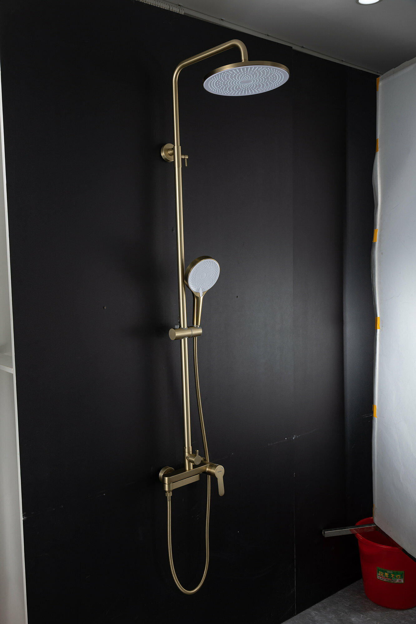 Душевая система со смесителем Gappo G2499-33, цвет золотой сатин