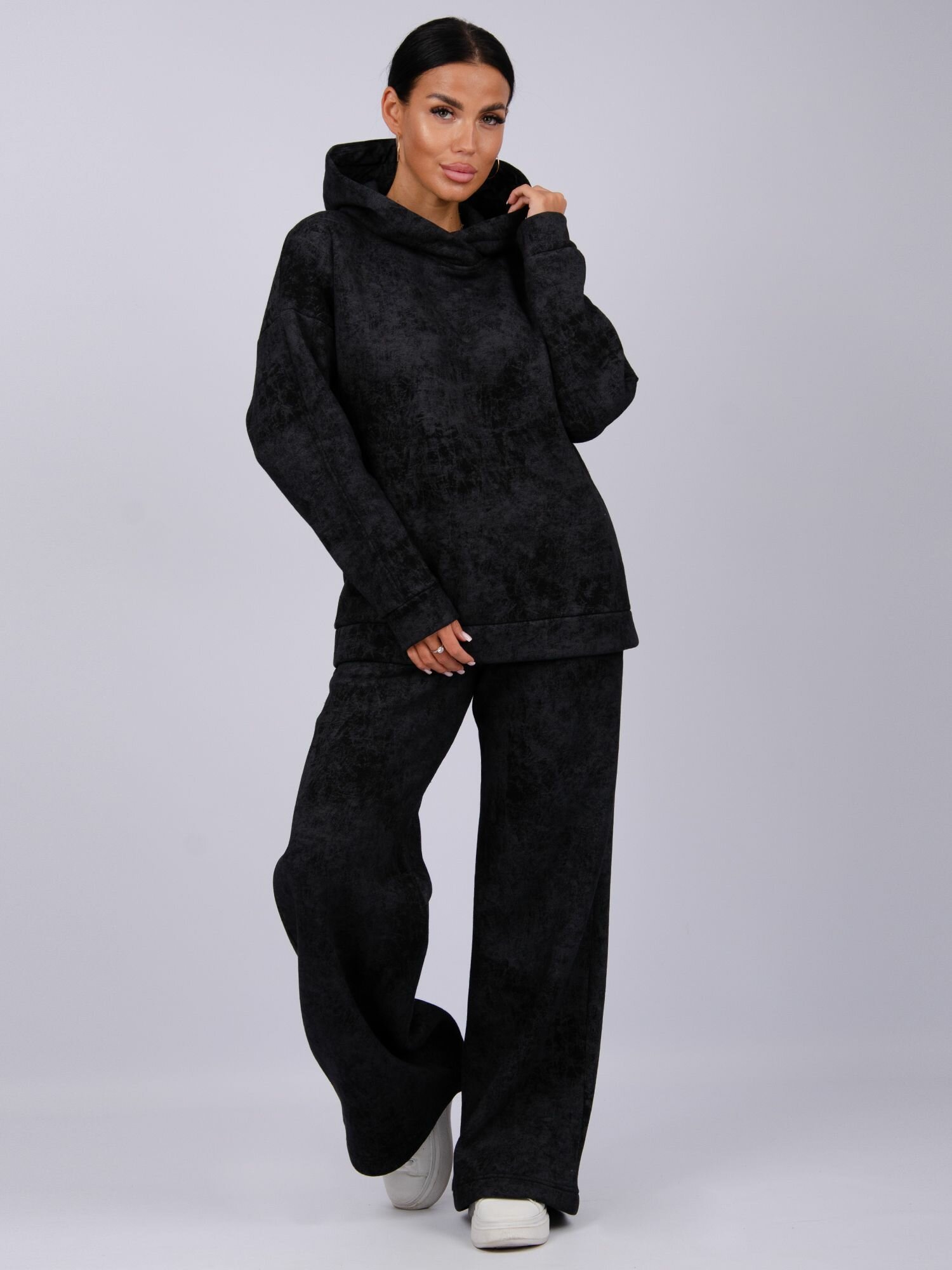 Костюм спортивный