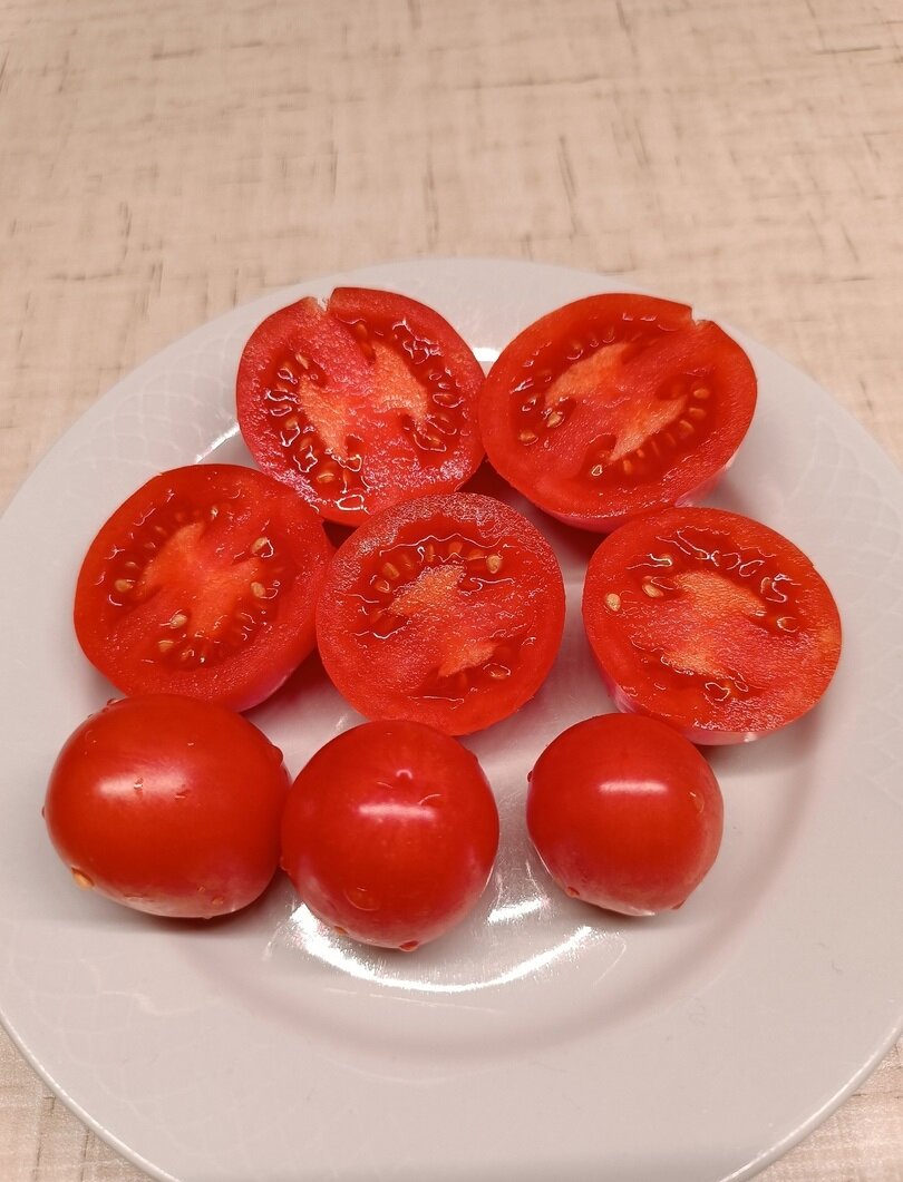Кекс семена томата, 10-15 семян, сладкие, урожайные, красные, для открытого грунта и теплиц