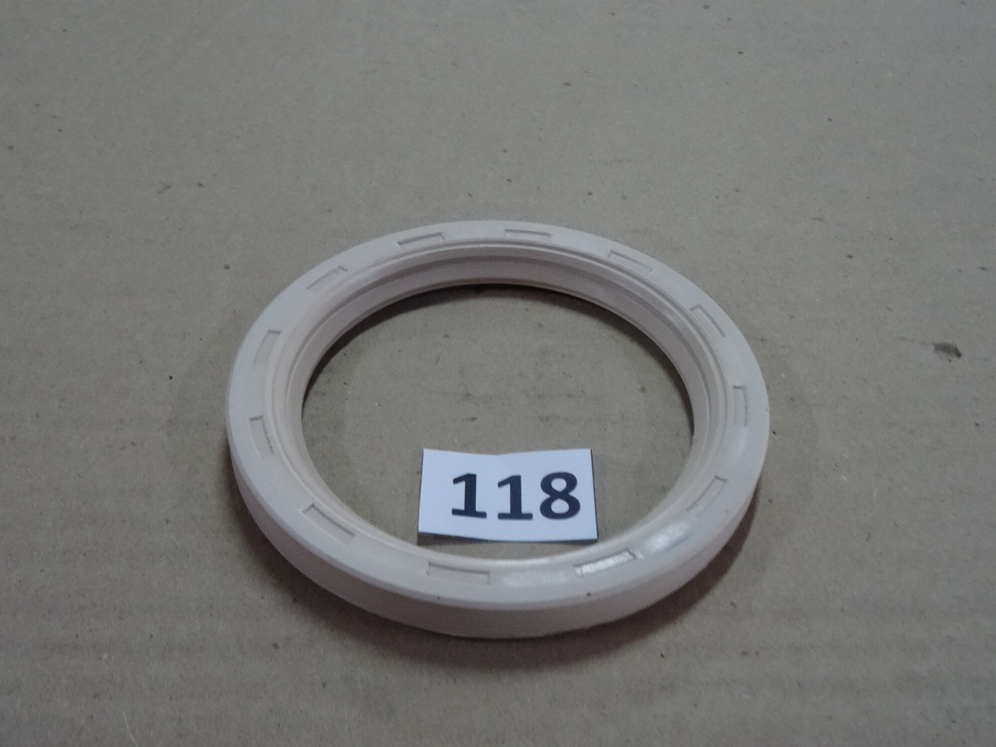 Сальник дифференциала 1,2х80х105 КамАЗ лев.