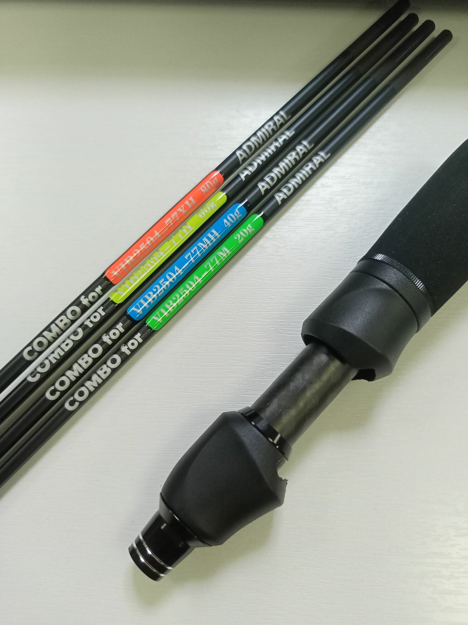 Удочка зимняя с четырьмя хлыстами 20,40,60,80гр admiral frost ice rod long handle gen 2 set 77