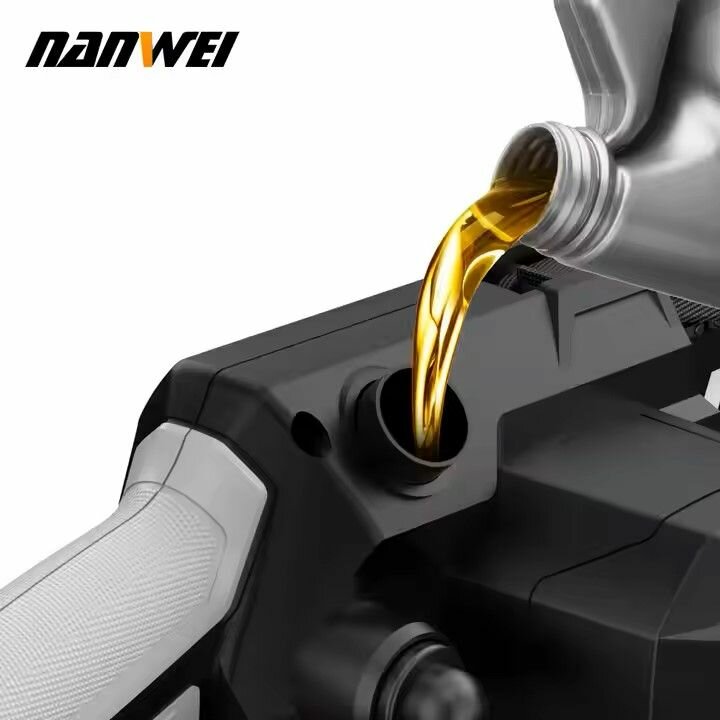 Цепная пила Nanwei, 28см, 1/4", Li-Ion, 20В, 1800Вт, 60 звеньев, 4.1кг — фото 1