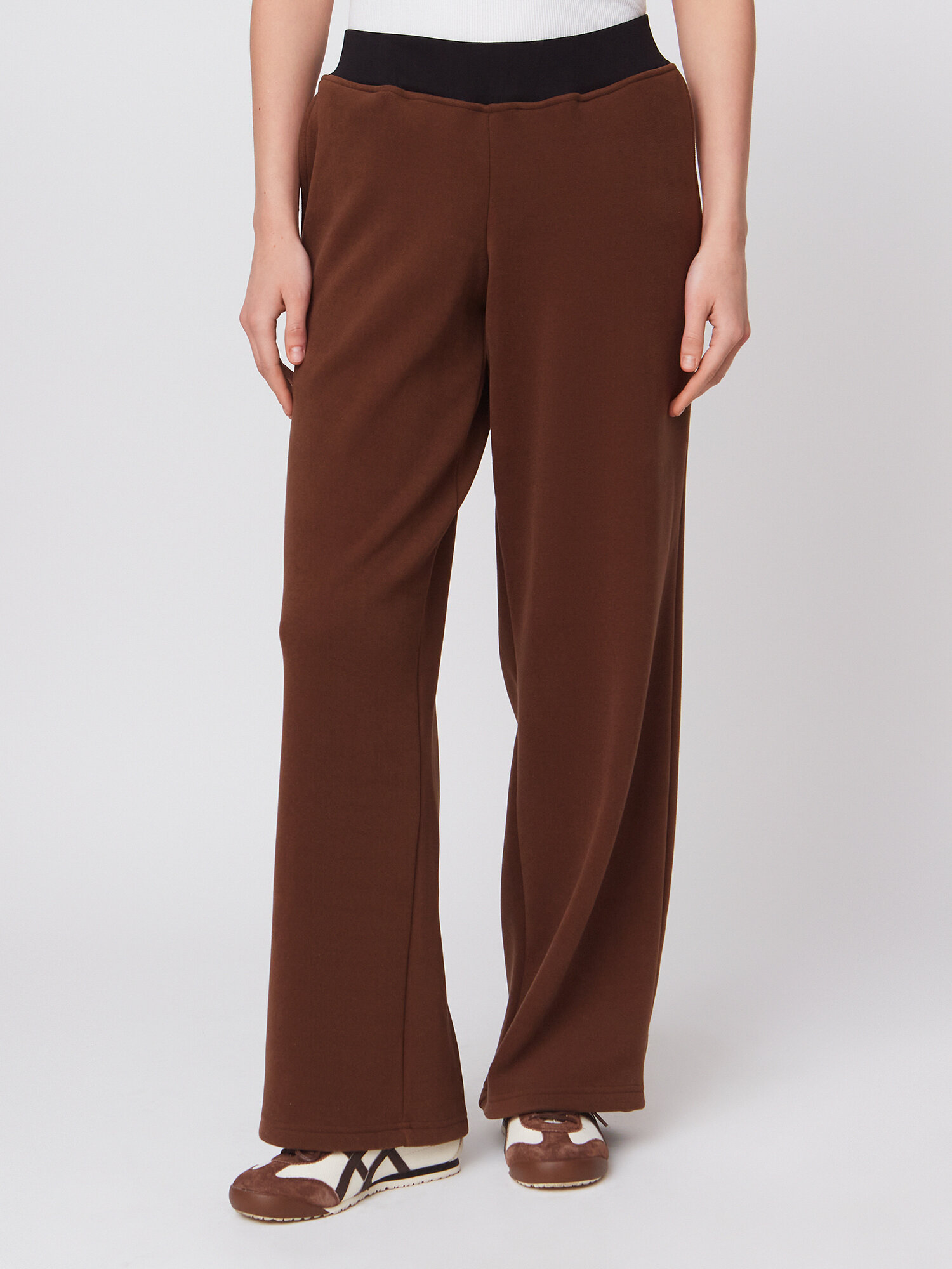 Брюки трубы