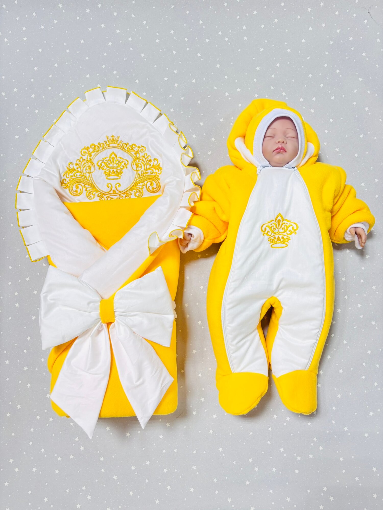 Конверт ALMeretskaya "Королевский", весна, для новорожденных, желтый