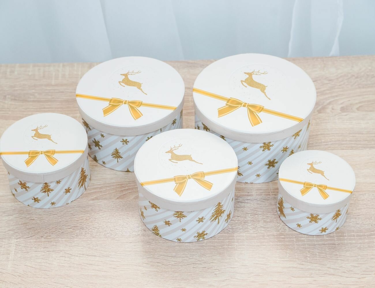 Набор подарочных коробок праздничные мотивы, круглые, 11-19 см, 5 шт, Due Esse Christmas XNA23023761