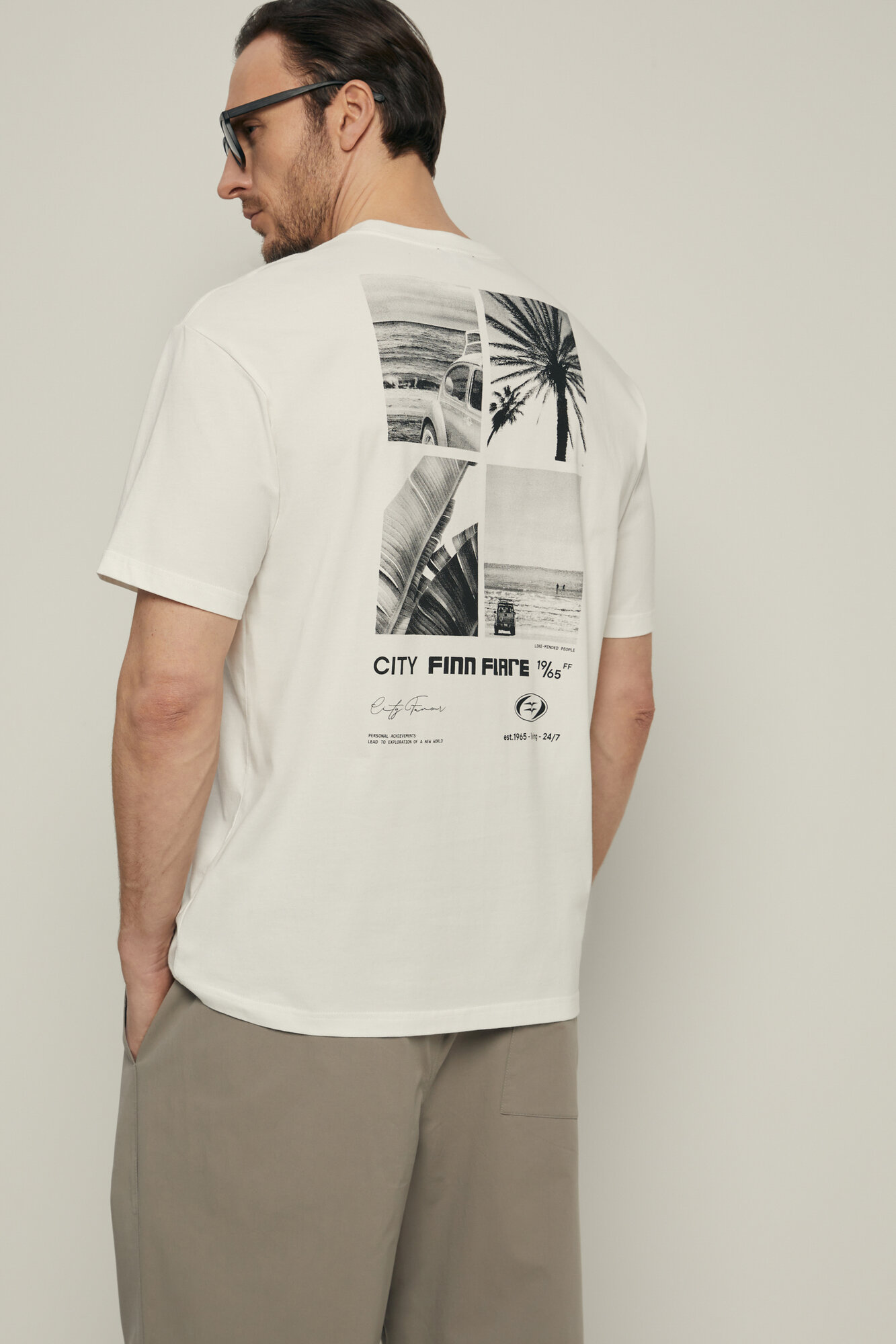 Футболка с принтом