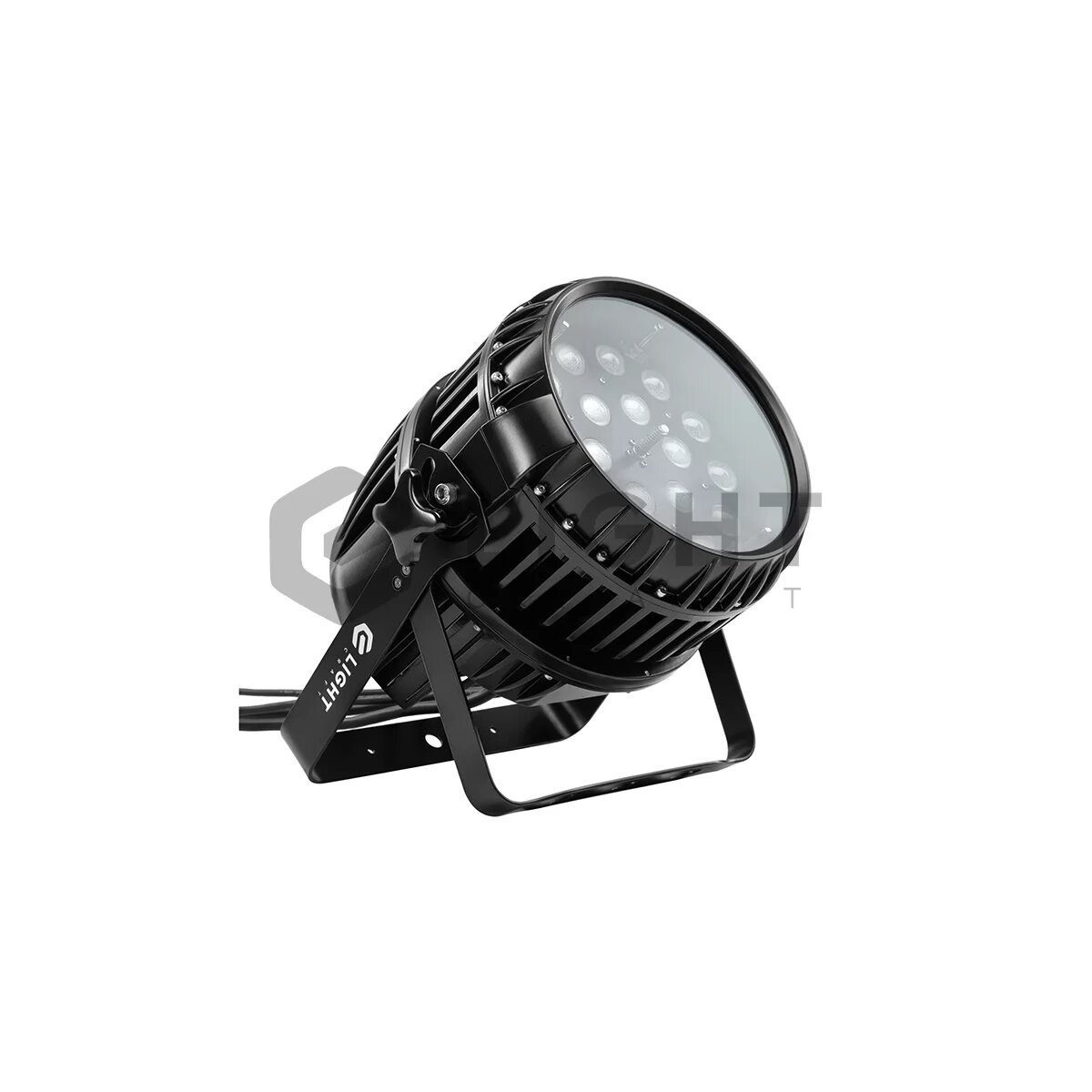 LightCraft ZOOM PAR 18x12W RGBWA IP65 светодиодный прожектор PAR; Источник света 18 RGBWA диодов по 12Вт; Угол раскрытия луча: 19° - 50° (линейный Zoom); Линейный диммер; Стробо-эффект; DMX512 (6/10 каналов)/Master-Slave/Auto/Sound; В/Ш/Г 335×250×258мм. В