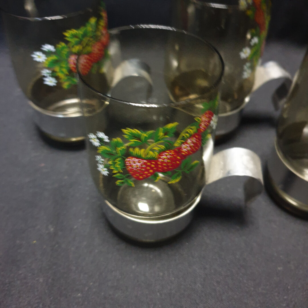 Стакан стеклянный с металлической ручкой-подстаканником, роспись. СССР. Цена за 1 шт.