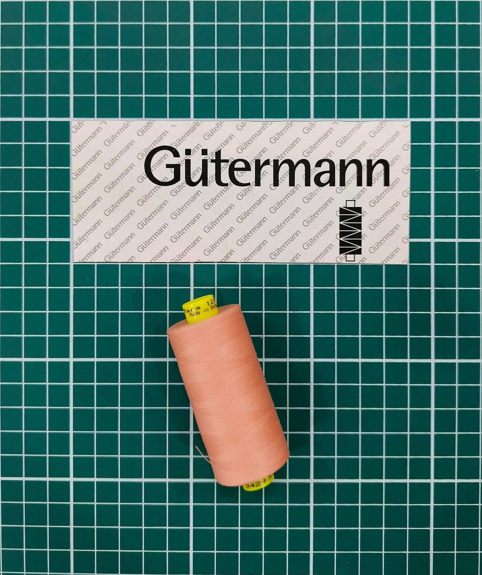 Gutermann Mara 120; col: 3429 (1000 м) Нитки для шитья