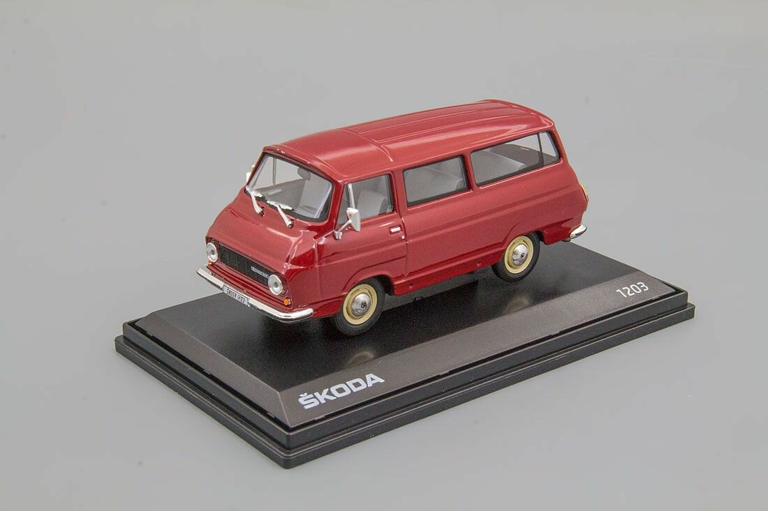 Масштабная модель Skoda 1203 (1974) Ruby Red