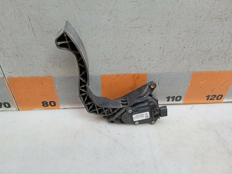 Б/У Педаль газа Renault Logan 2015 2, L8 379967 RENAULT арт. 180022703R