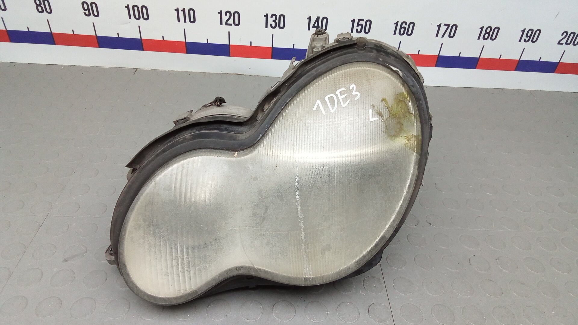 Фара левая MERCEDES BENZ C-CLASS W203, Номер A2038200161