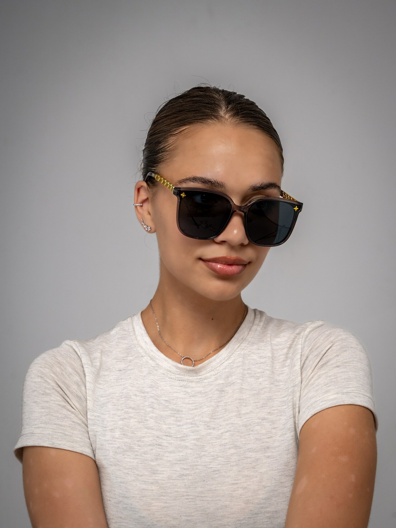 Солнцезащитные очки