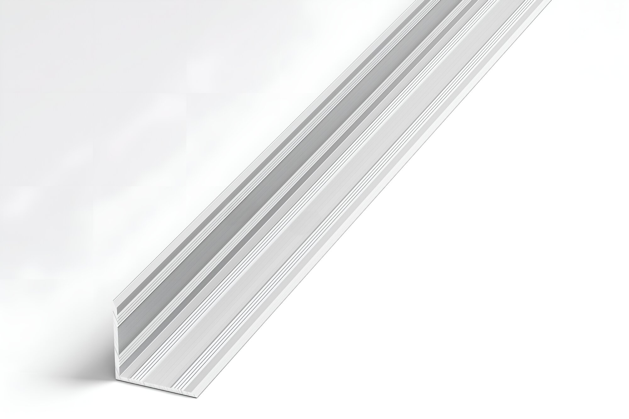 Профиль угловой алюминиевый декоративный 900 мм. ПУ 05-1.900.001