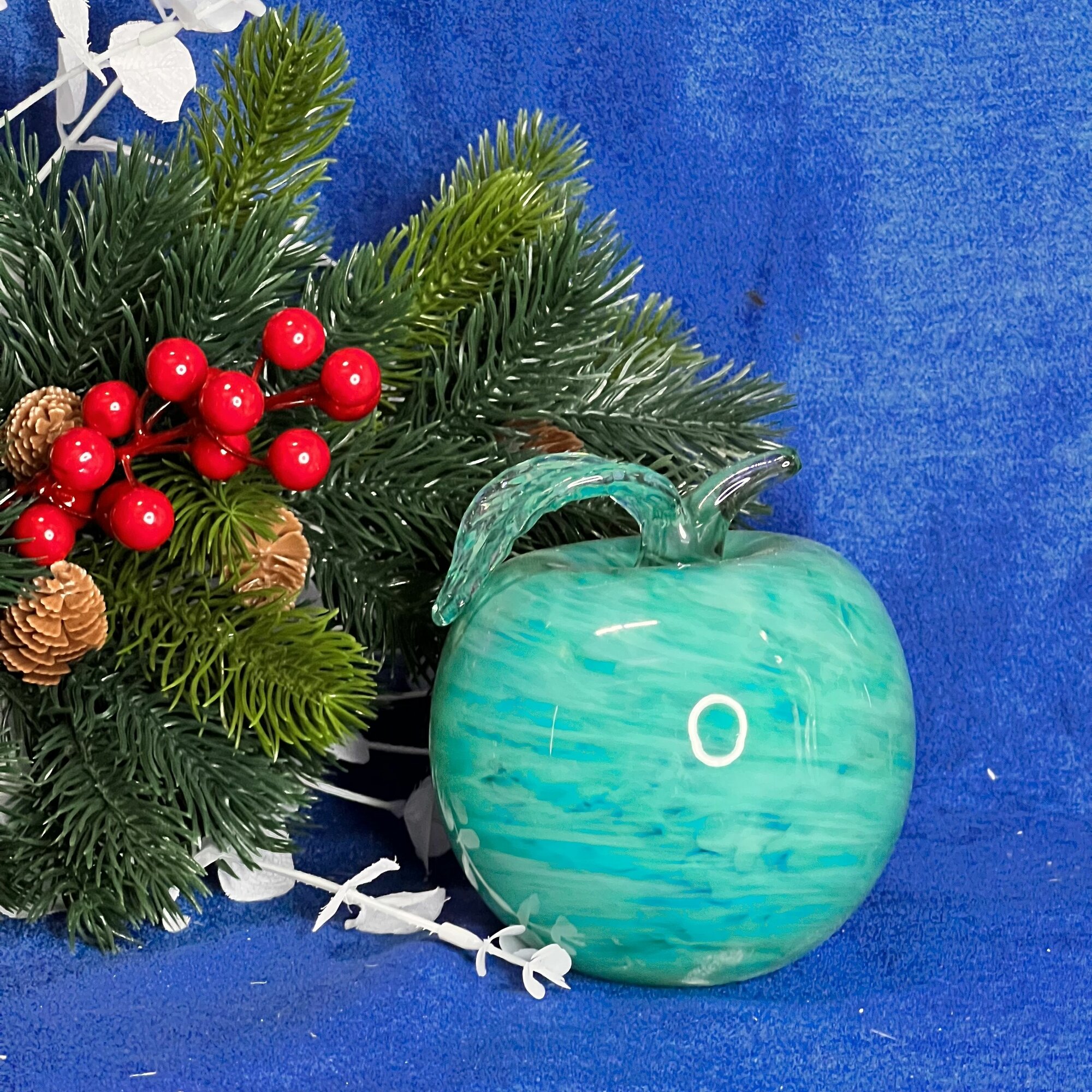 Фигурка стеклянная декоративная "Яблоко" Зеленое