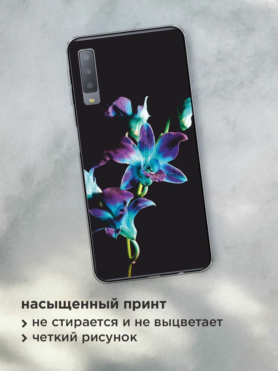 Чехол на Samsung Galaxy A7 2018 / Самсунг Галакси А7 2018 с принтом "Синий цветок на черном" — фото 1