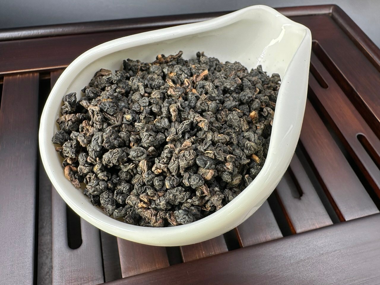 "Золотой габа-улун". Органический, вулканический улун с повышенным содержанием гамк из Тэнчун (Юньнань), 50 г.