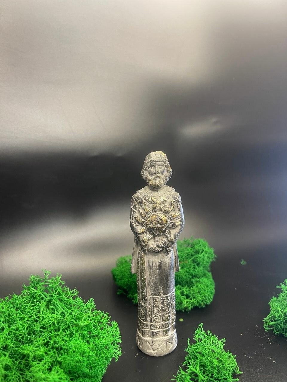 Статуэтка из гипса Славянский Бог Хорс 12 см. Привлечение достатка, денег, богатства. Мощная защита от негатива. Привлекает удачу, счастье, везение, фортуну