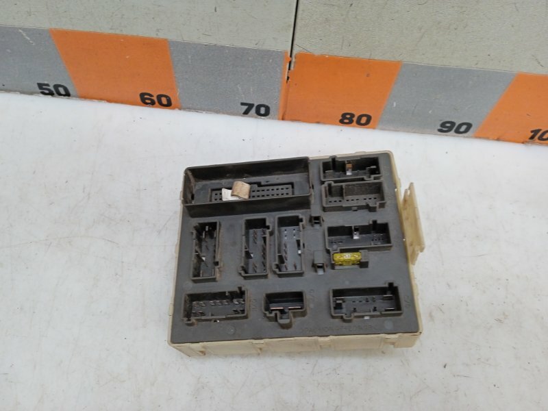 Б/У Форд Фокус 1 Блок предохранителей салонный Ford Focus 2004 1 297544 FORD арт. 3S4T14A073SB