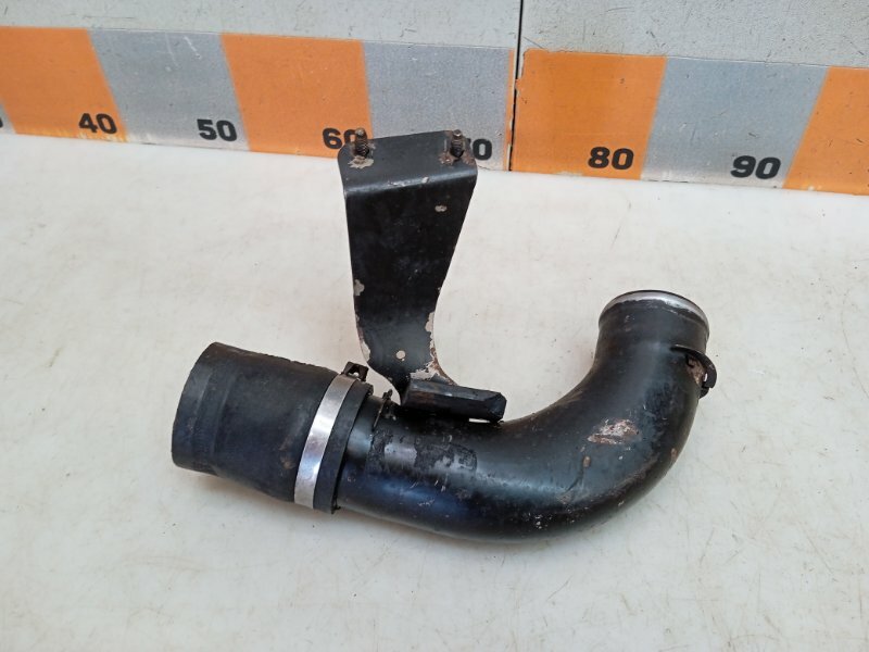 Б/У Фиат Дукато 2 Патрубок интеркулера Fiat Ducato 1993-2012 2 333813 Fiat/Alfa/Lancia арт. 1334702080