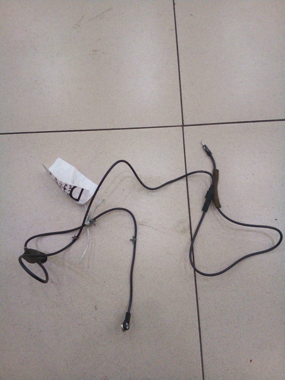 Провод антенны от Nissan March K12 2002-2010
