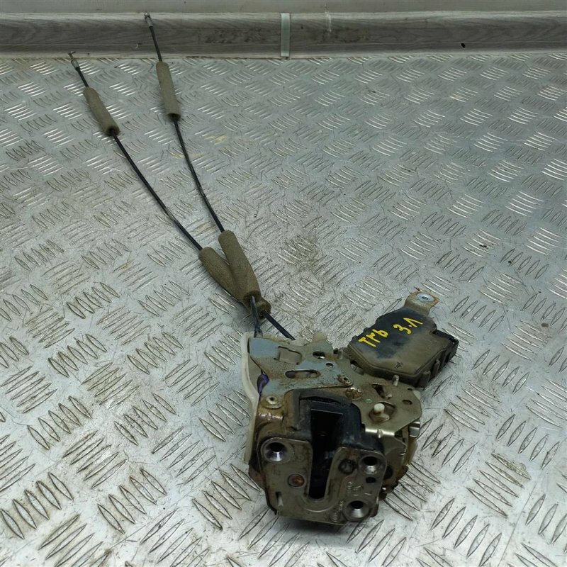 Б/У Замок двери задней левой Subaru Tribeca / Субару Трибека 3.6 EZ36 256 Л.С. 2007