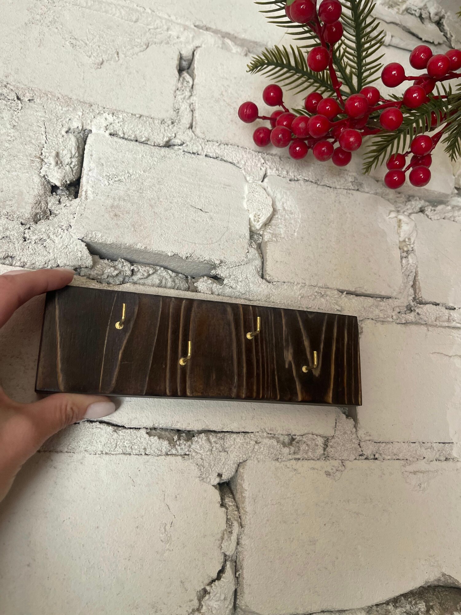 Ключница вешалка 4 крючка 20х6см Лофт Палисандр