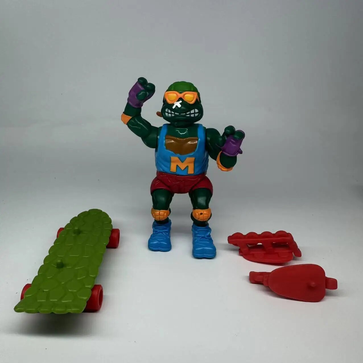 Фигурка TMNT Майки на скейтборде, Playmates, цвет Skate Boardin Mike