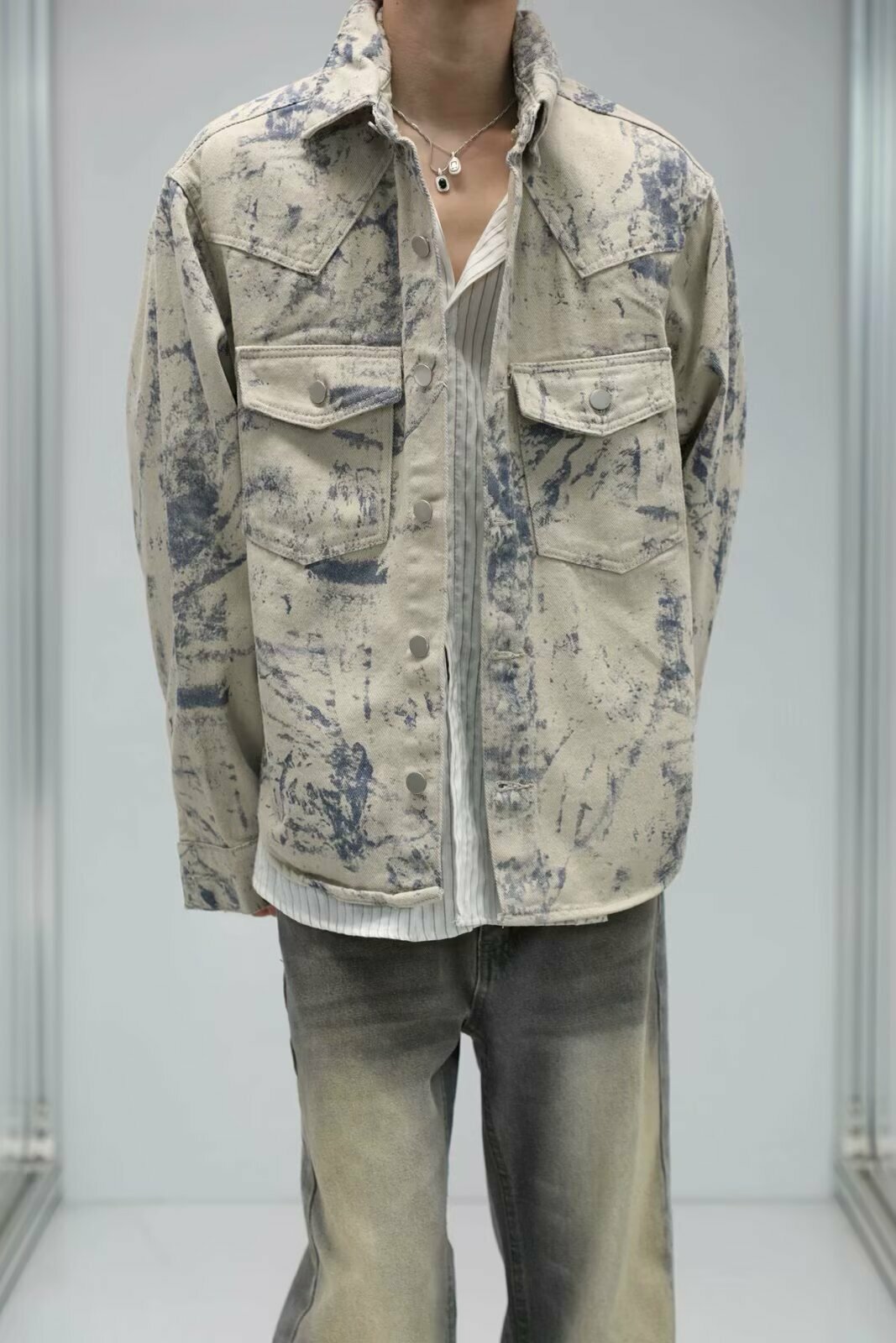 Куртка джинсовая