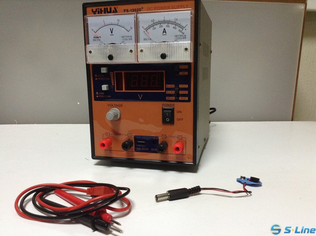 Лабораторный блок питания YH1502D+ 0-15В (регулируемое), ток: 0-2A/0-500мA (регулируемый)