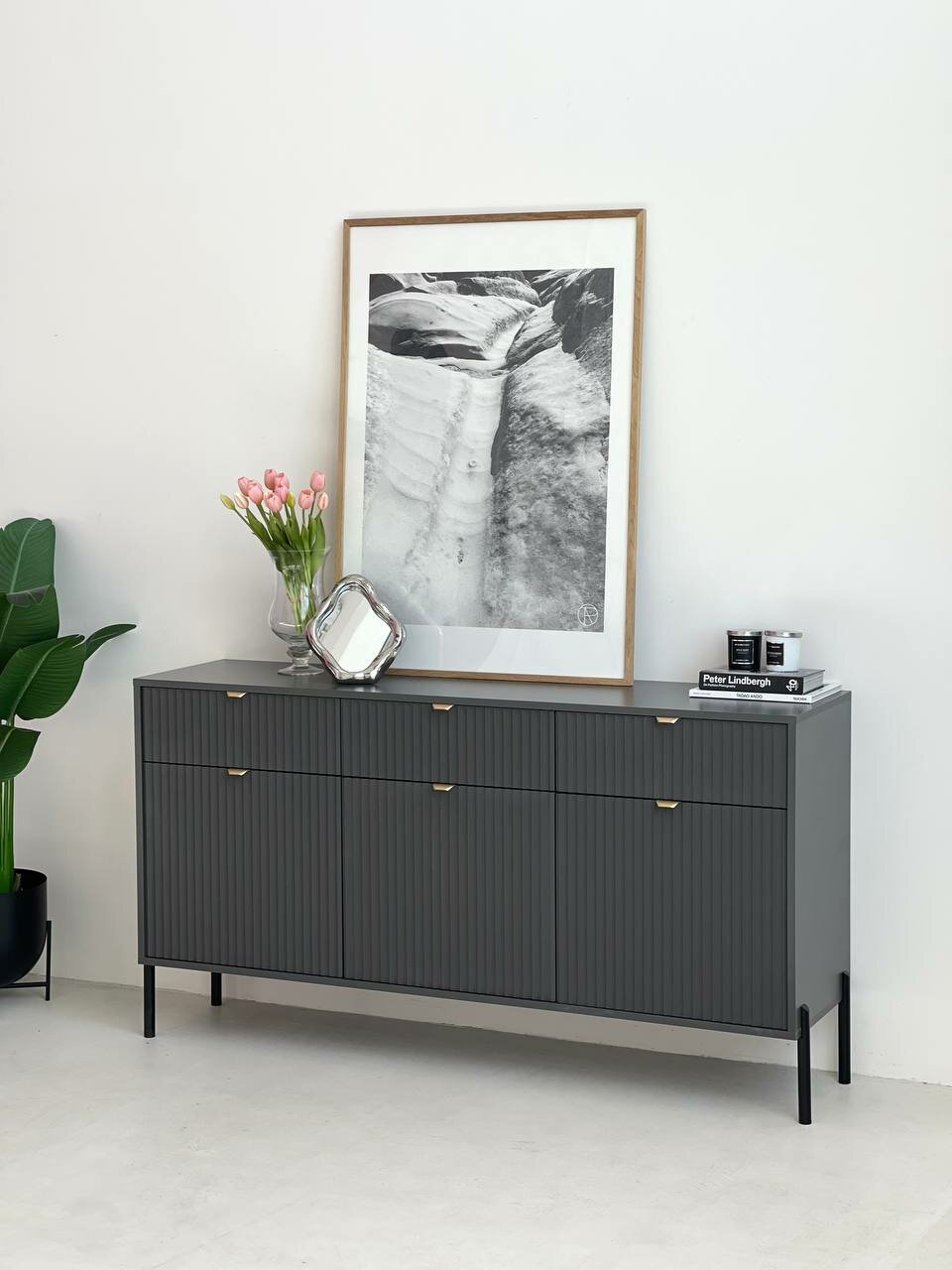 Mebelroom.shop тумба трехдверная, комод антроцит 154х83х39 см