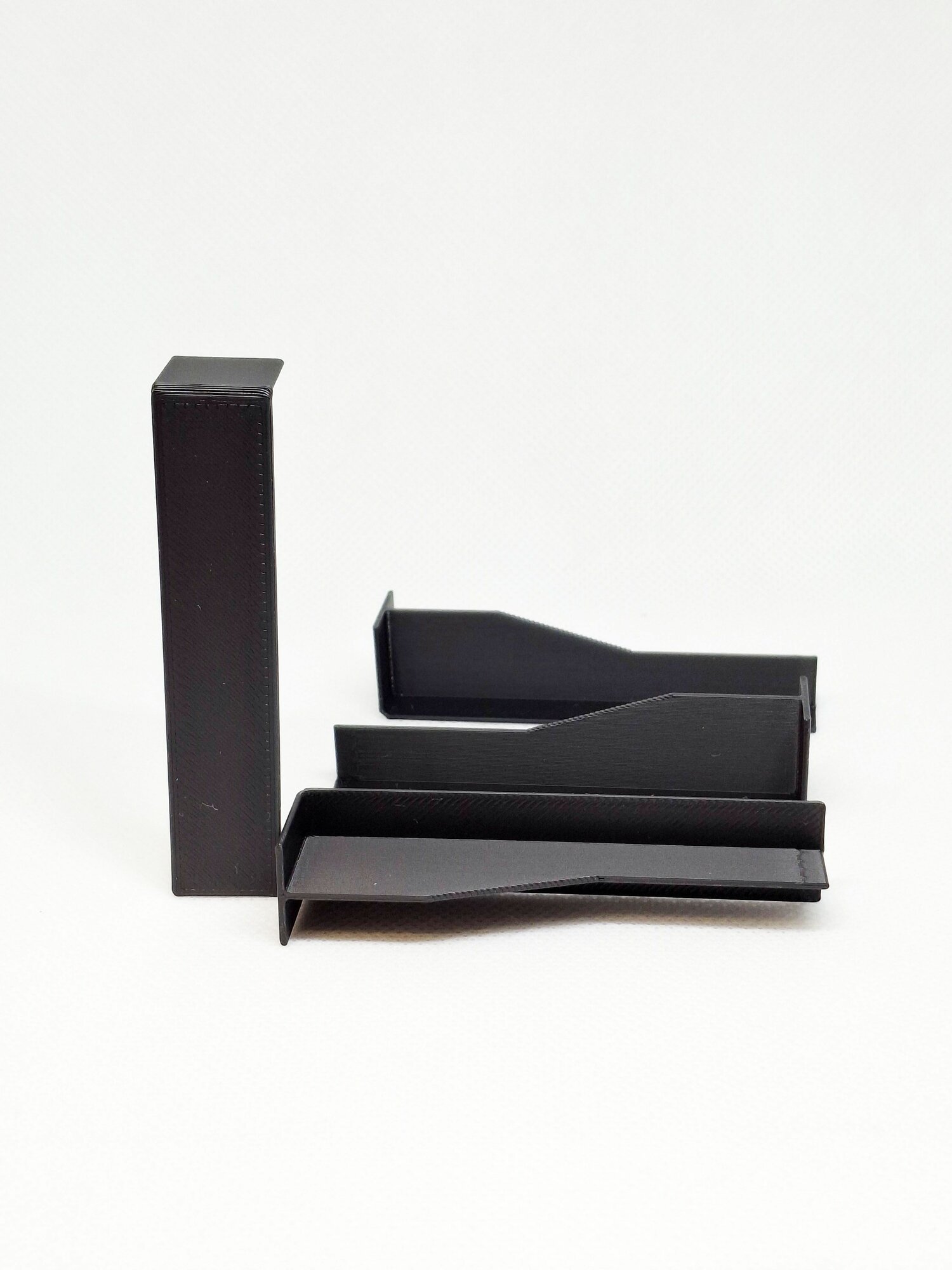 Соединитель для плинтуса 70x16 мм, Черный - 4 шт.