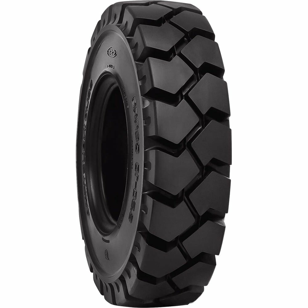 Шина массивная CST C8909