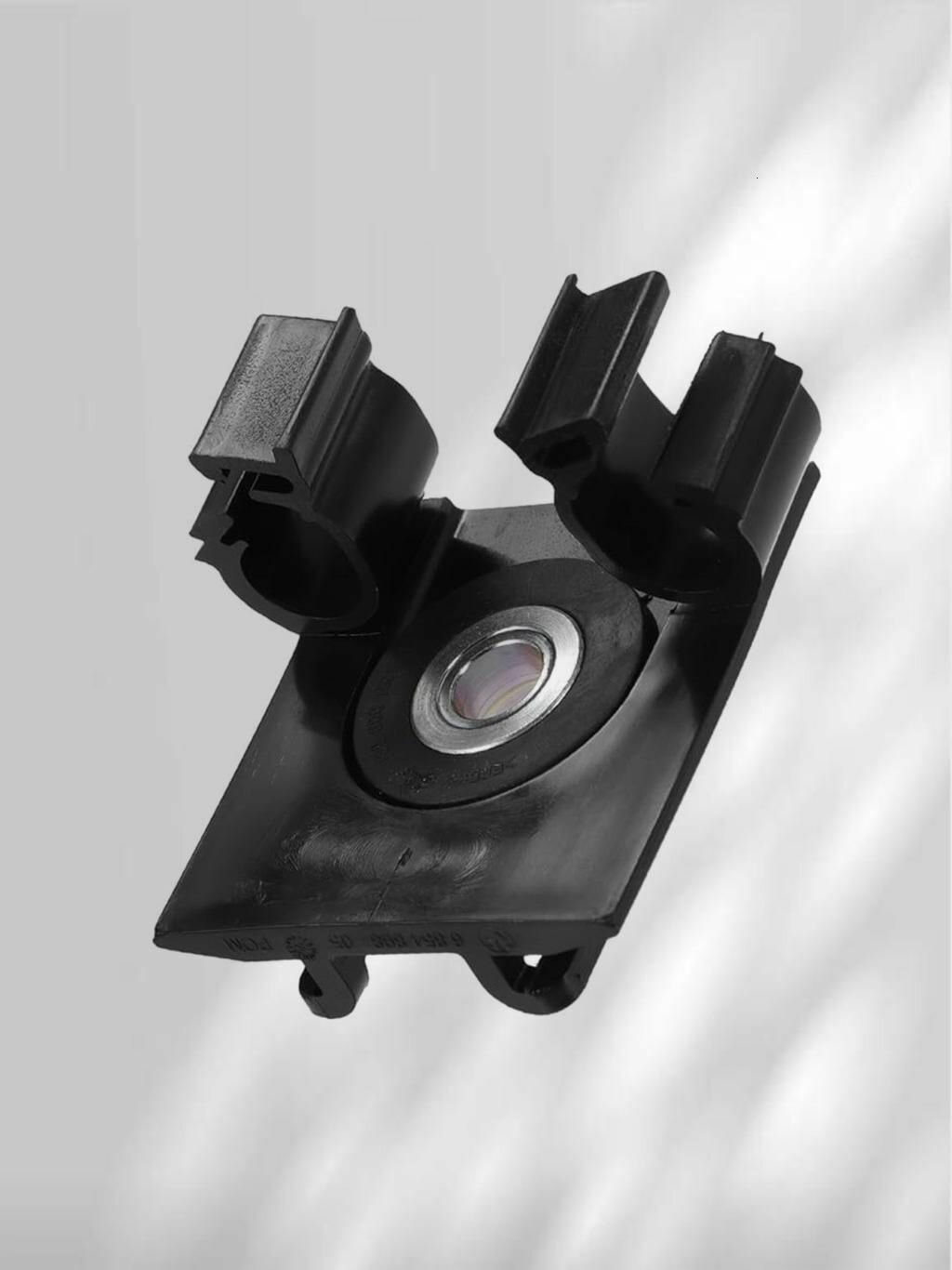 Черный фиксатор тормозного тросика стояночного тормоза 34406854898