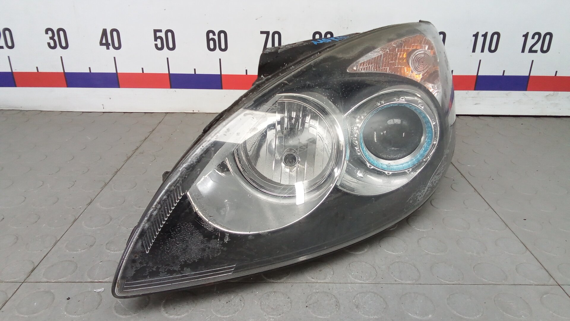 Фара левая HYUNDAI I30 FD