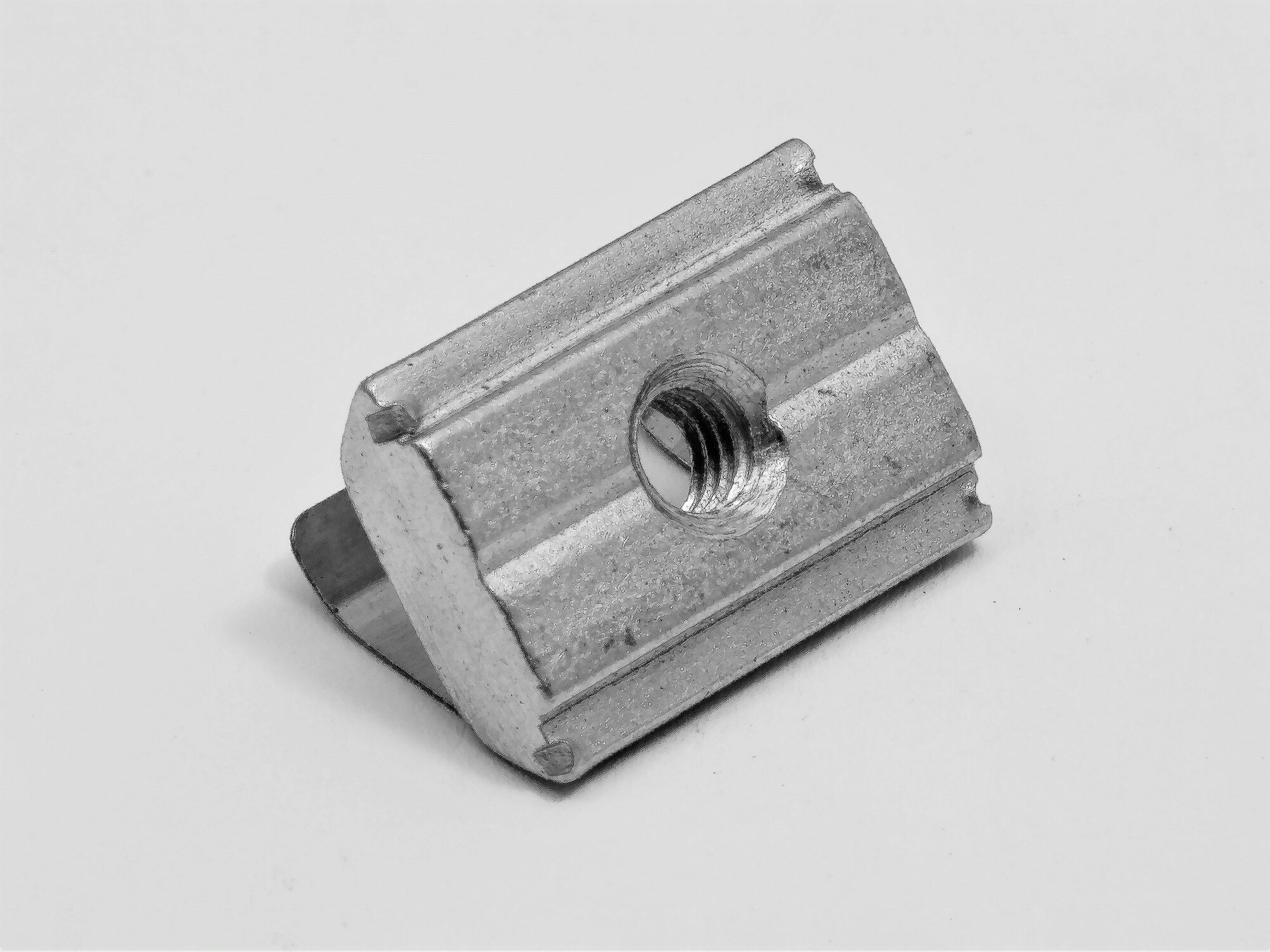 Сухарь пазовый М4 с лапкой, паз 8, B25 / 6 шт / соберизавод