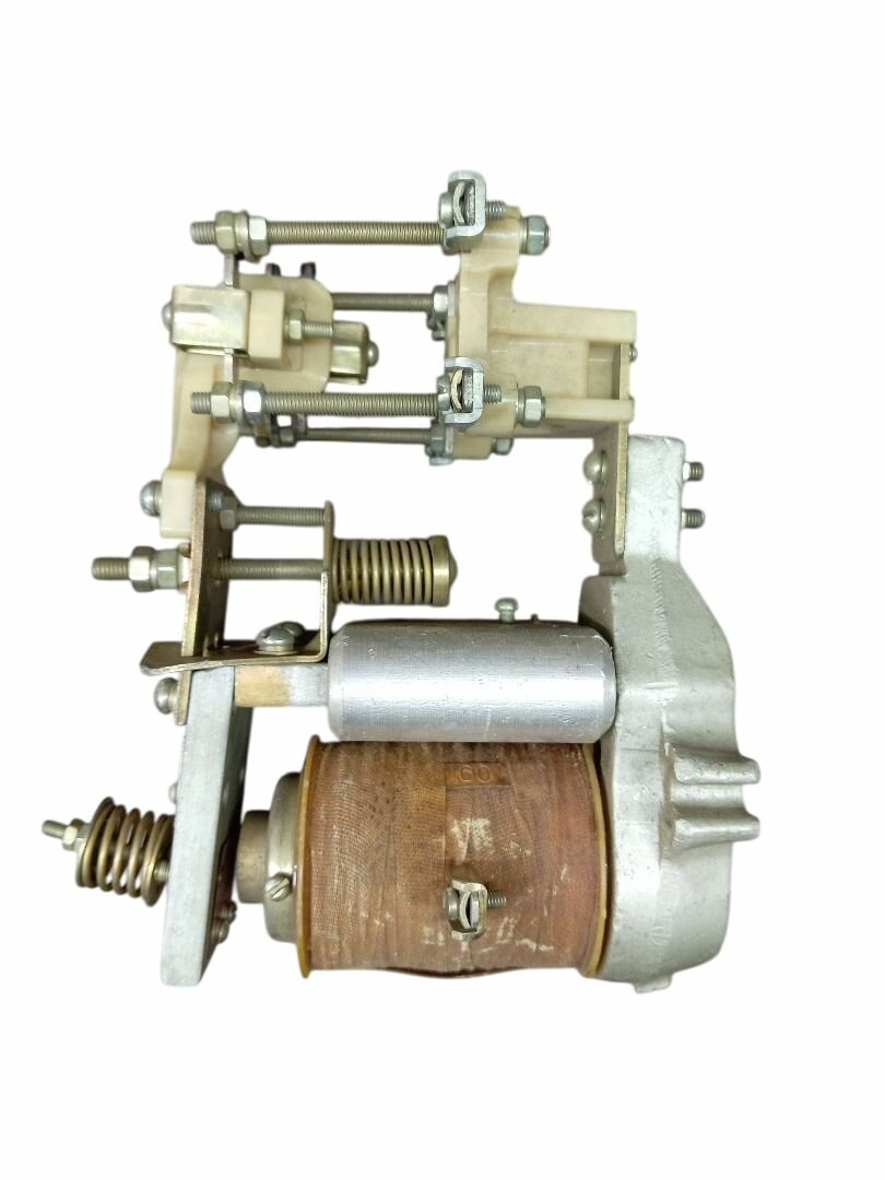 Реле электромагнитное РЭВ-812 (110В) У3 №01011 ТУ 16 647.043-86