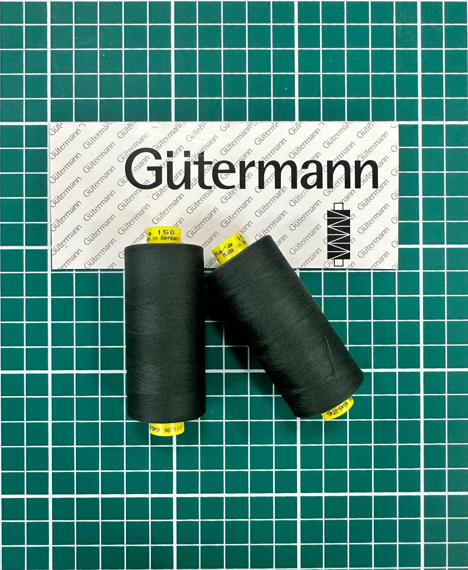 Gutermann Mara 150; col: 9299 (1000 м) Нитки для шитья