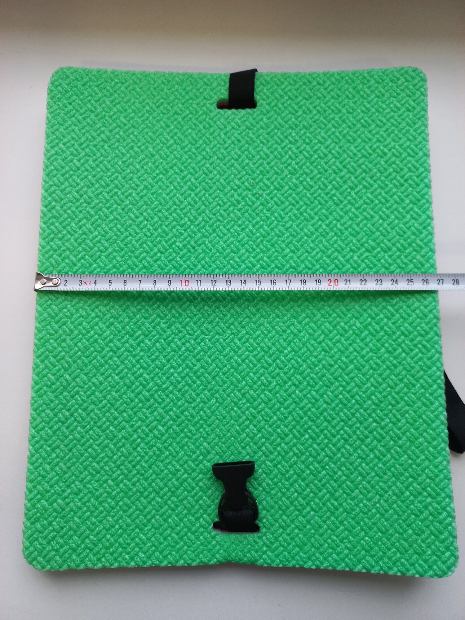 Коврик-сидушка туристическая 18 мм на поясе с карабином цветная, 3-х слойная с фольгой