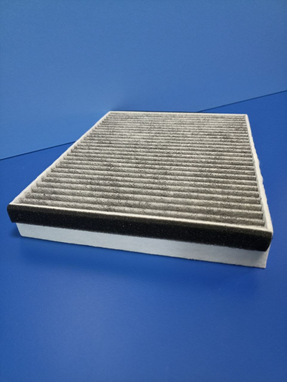 Фильтр салона "BM" для автомобилей ГАЗель-Next, Ford Focus II, Focus III, Kuga, Chevrolet Cruze, Volvo угольный