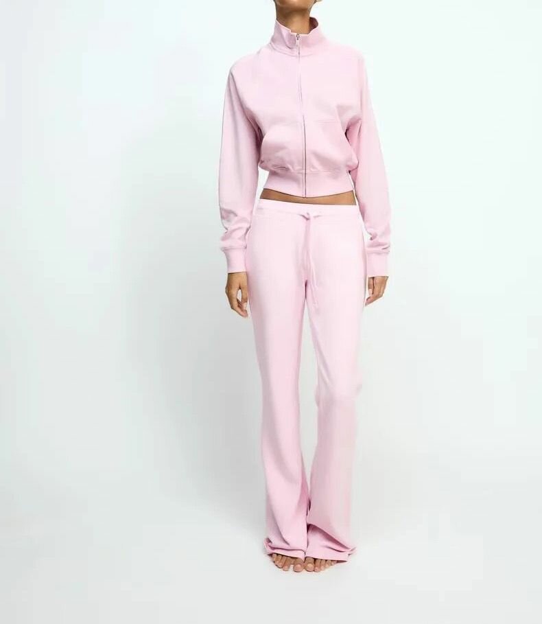 Костюм спортивный