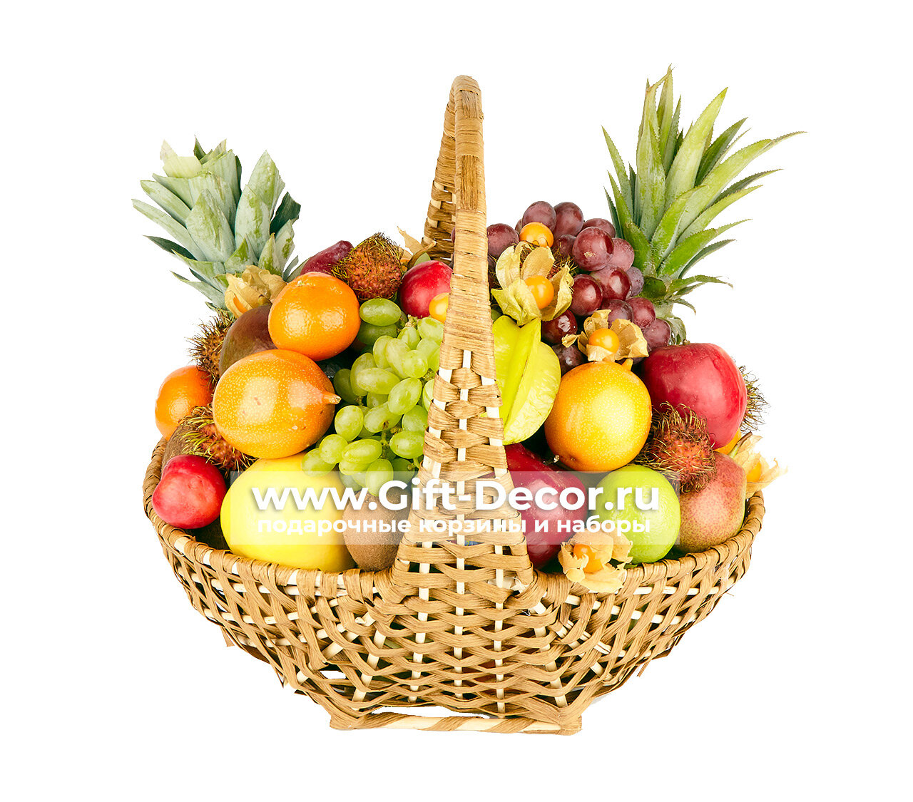 Съедобный букет с ананасом в корзине