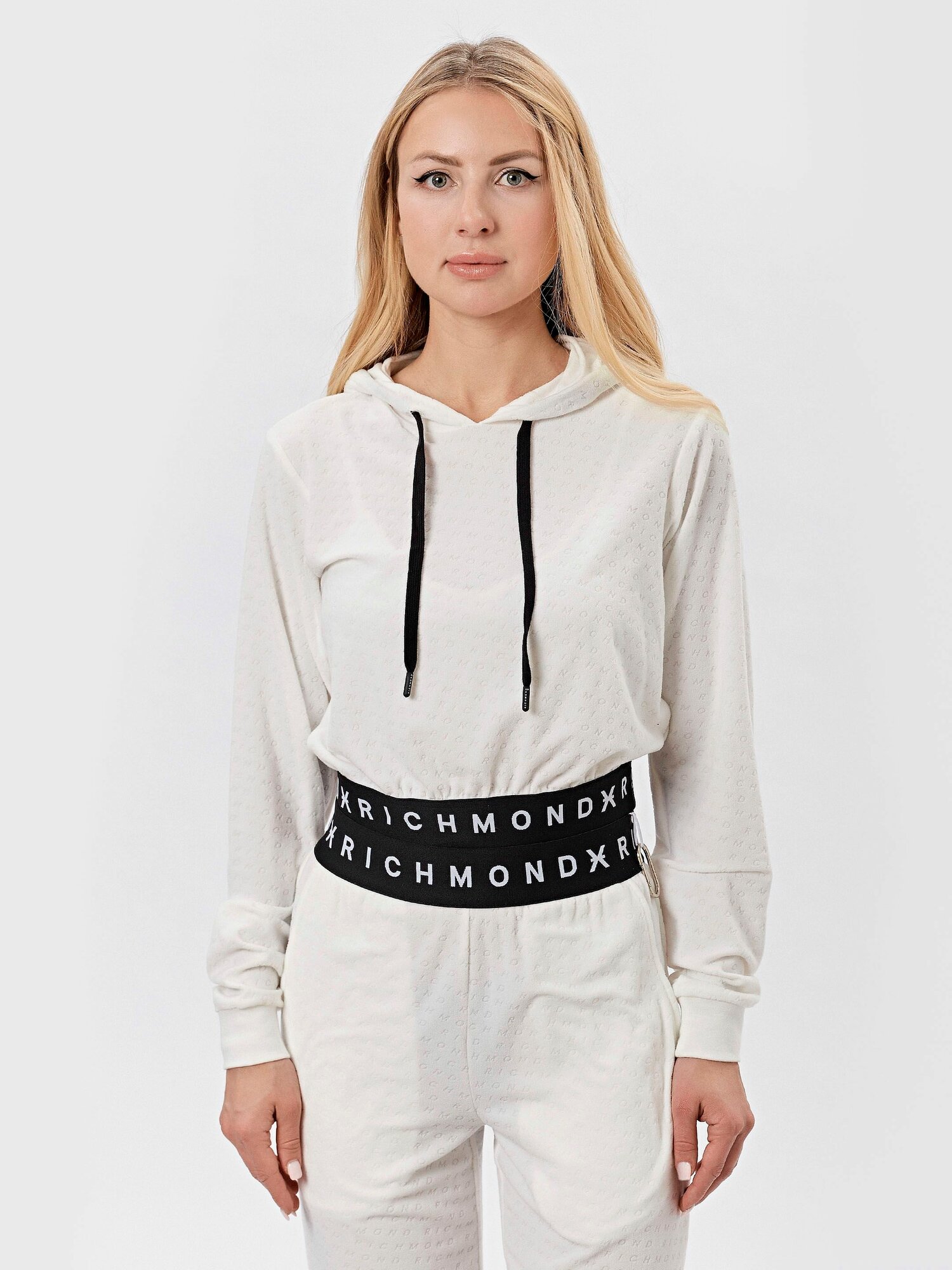 Куртка спортивная