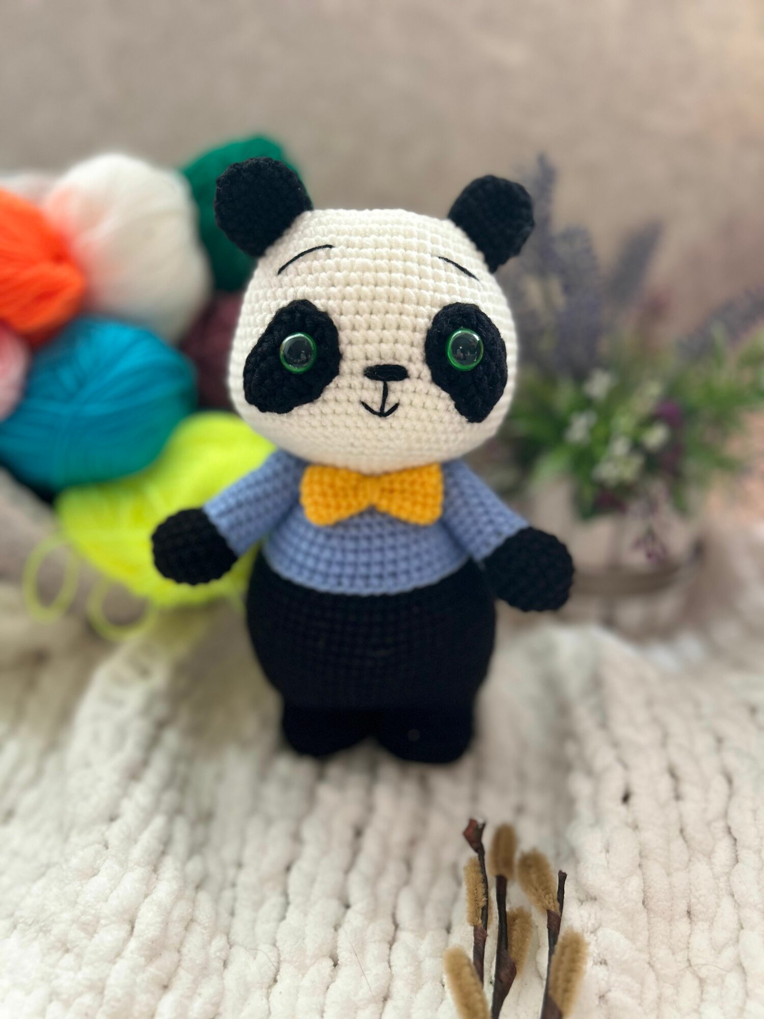 Вязаная игрушка. Вязаная панда ручная работа