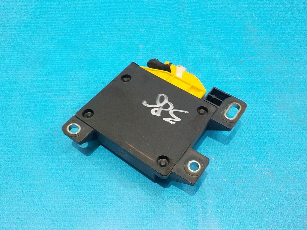 Блок SRS RENAULT Logan 2005-2014 8200817784 - Б/У