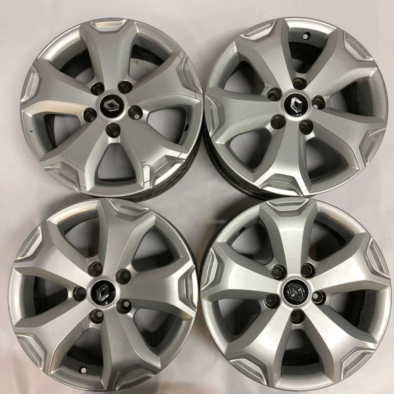 Колесные диски Renault 16x6.5 PCD 5x114.3 D66.1 ET50 (оригинал)