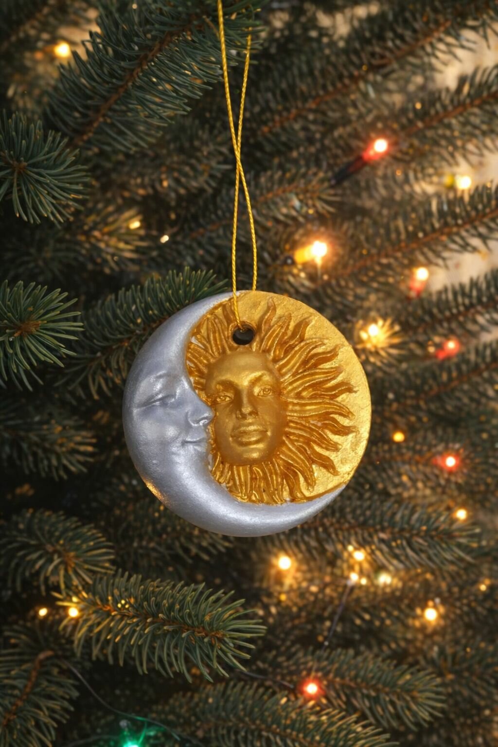 Елочная игрушка "Солнце и месяц" / Ручная работа /Гипс