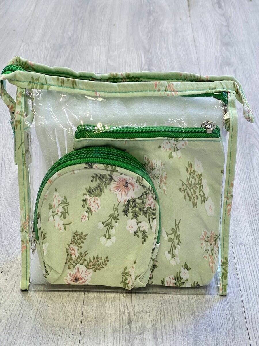 Комплект косметичек