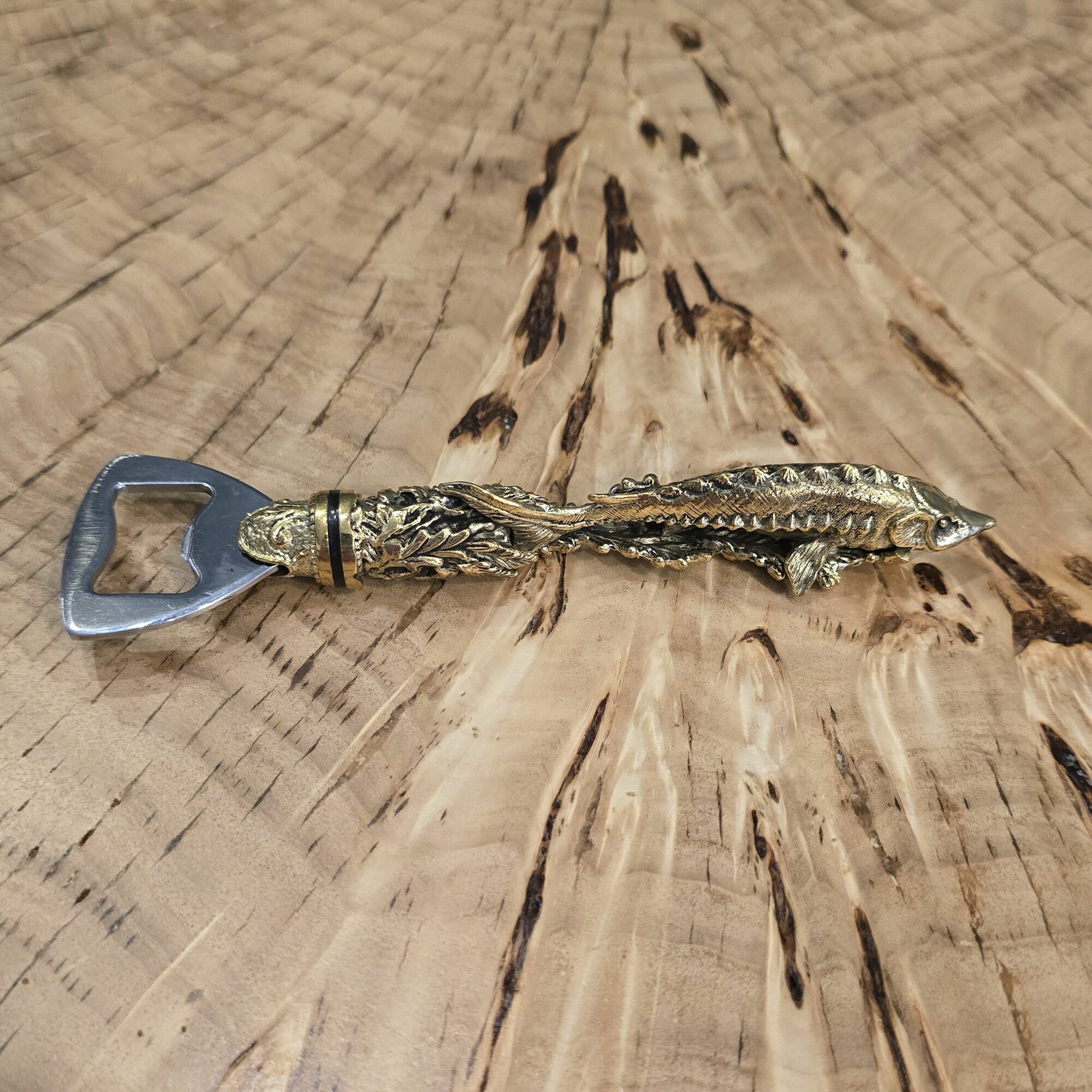 Открывалка для бутылок с литьем "Осетр"