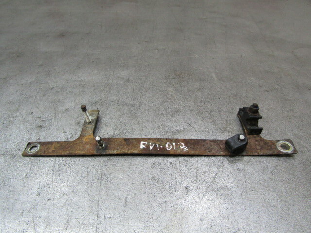 Кронштейн топливных трубок двигателя DCI11 Renault Premium